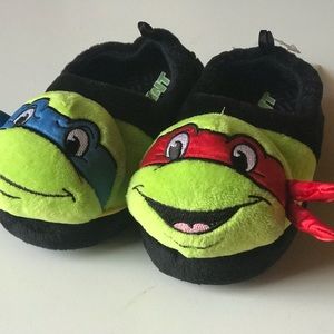 Nickelodeon | Shoes | Boys Teenage Mutant Ninja Turtles Slippers New ...